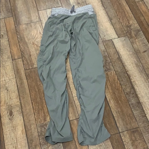 Ivivva | Bottoms | Ivivva Pants Size 2 | Poshmark